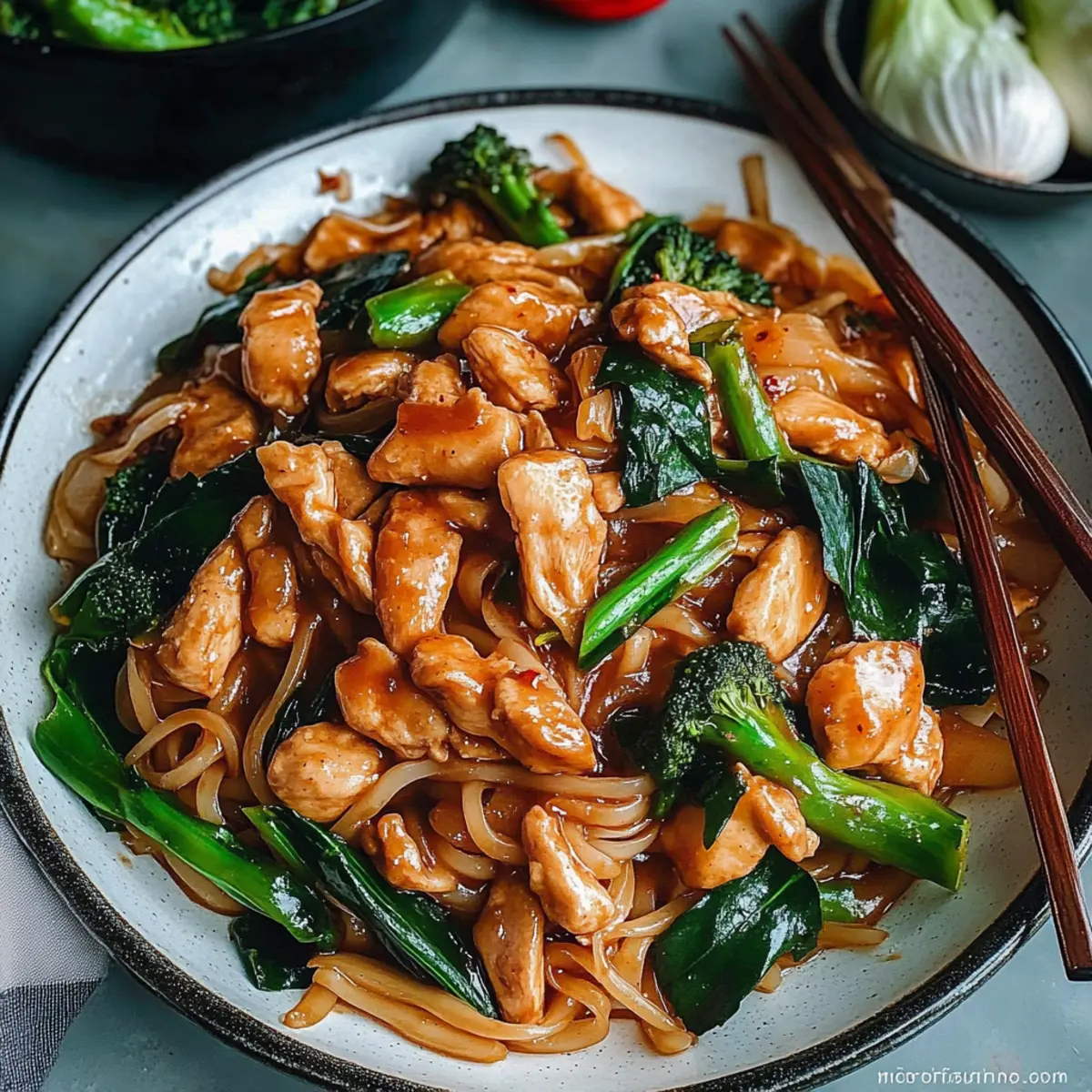 Easy Drunken Noodles: A Delicious Twist on Takeout Fave